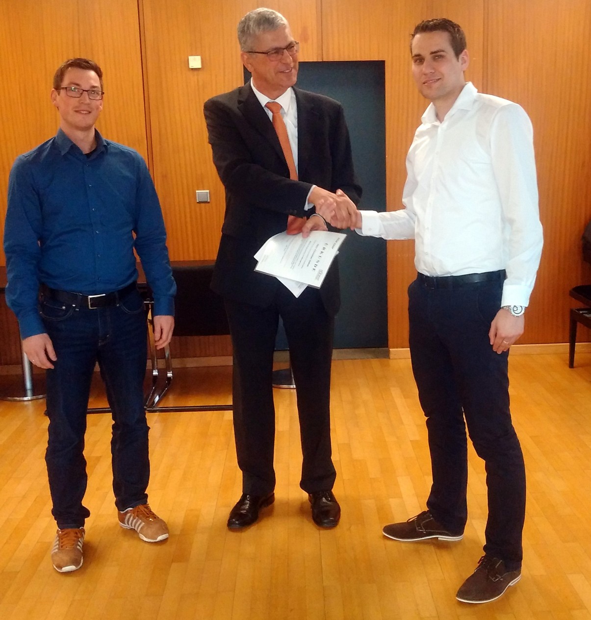 Arbeitskreis Hochschule und Wirtschaft e.V. prämiert herausragende ...