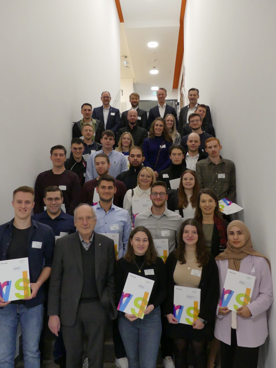 Deutschlandstipendium an der htw saar – Verlässliche Förderung in ...